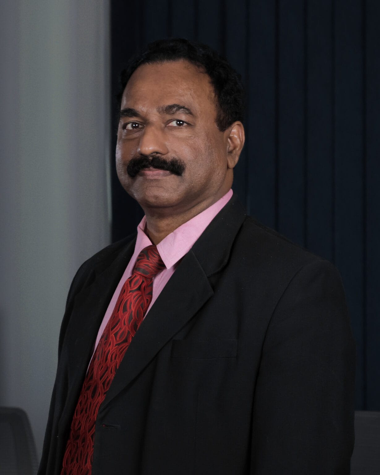 Information Technology Faculty Members - BUC